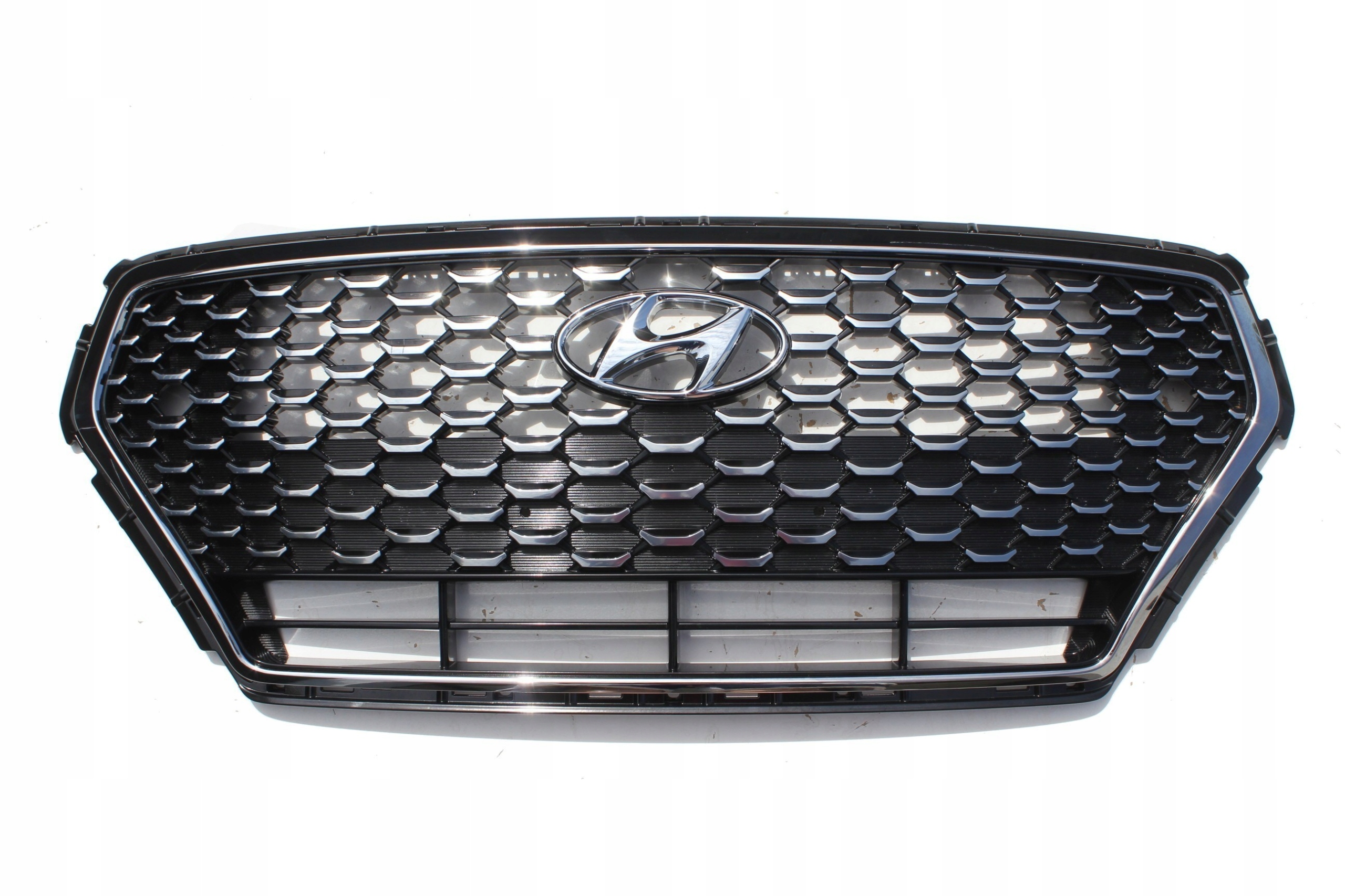 Atrapa grill Hyundai i30 2017 86355-G4100 oryginał 86355-G4100 za 600 ...