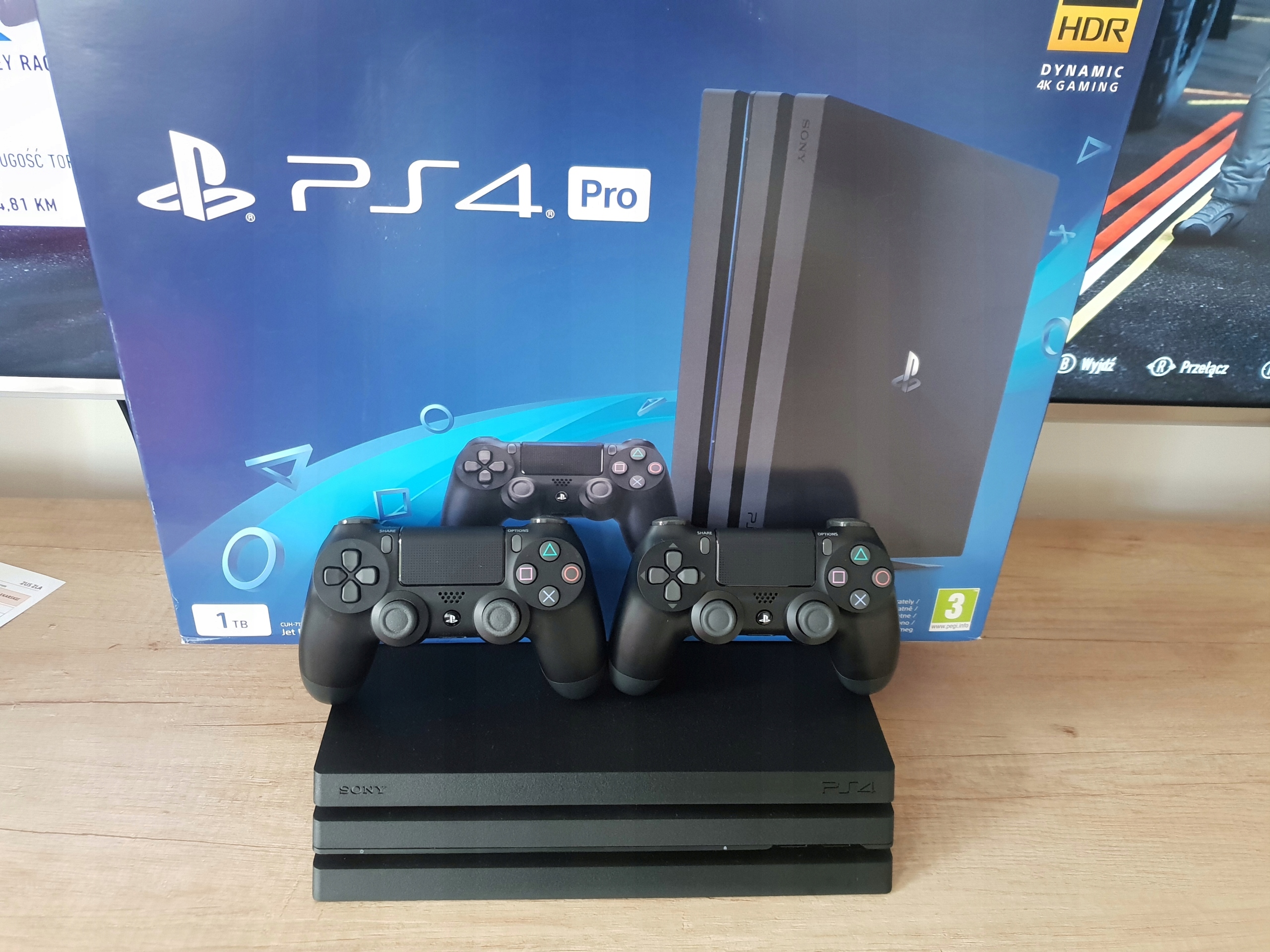 PS4 PRO 2TB + 2 PADY - 7560190059 - oficjalne archiwum allegro