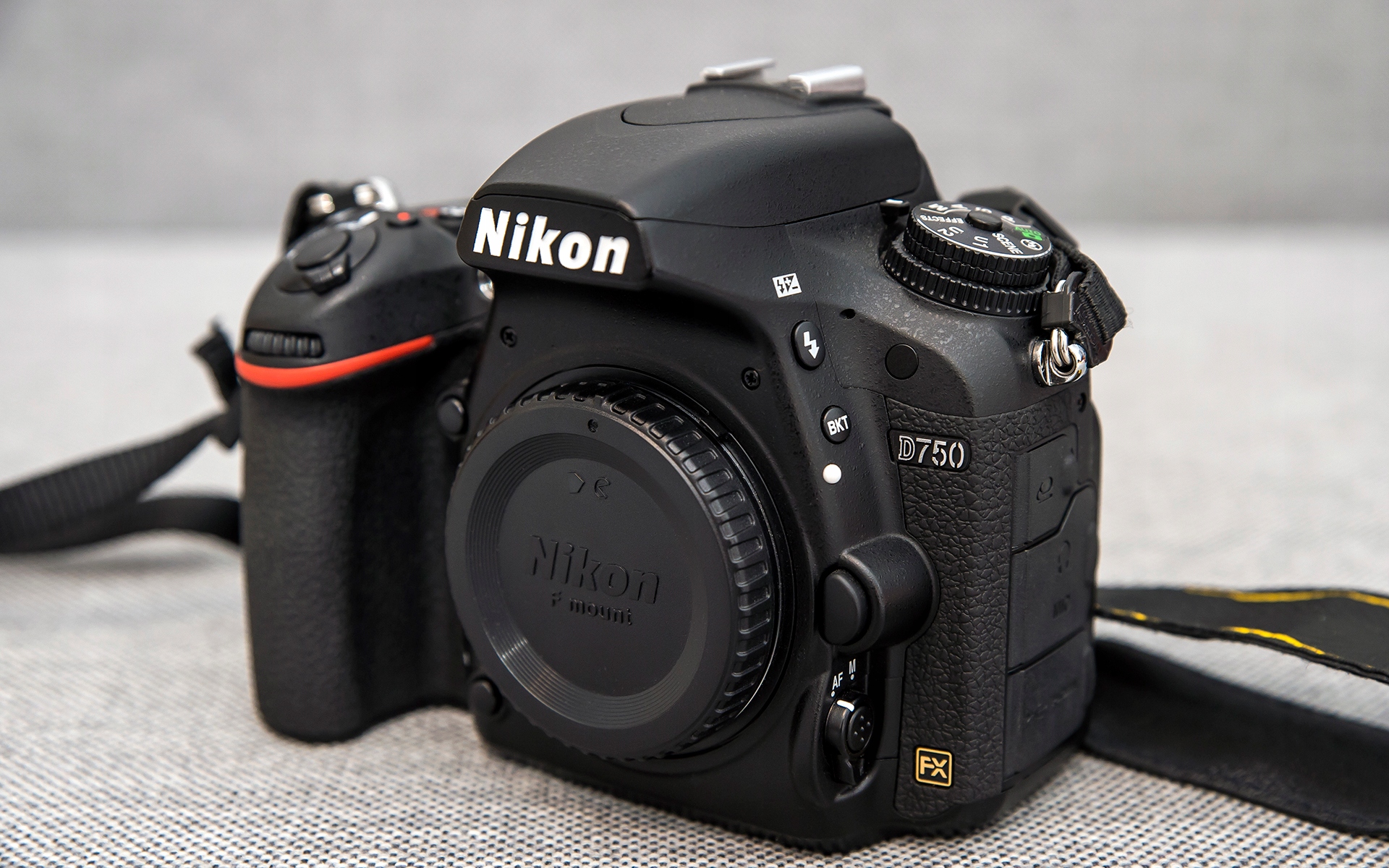 Nikon D750 + Grip - 7710489258 - oficjalne archiwum allegro