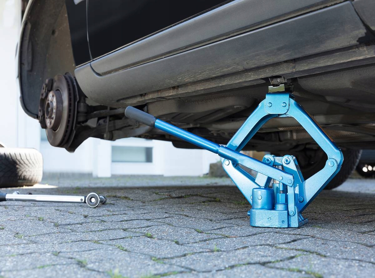 Lewarek samochodowy, hydrauliczny, 1 T, z walizką - 7746775299 ...