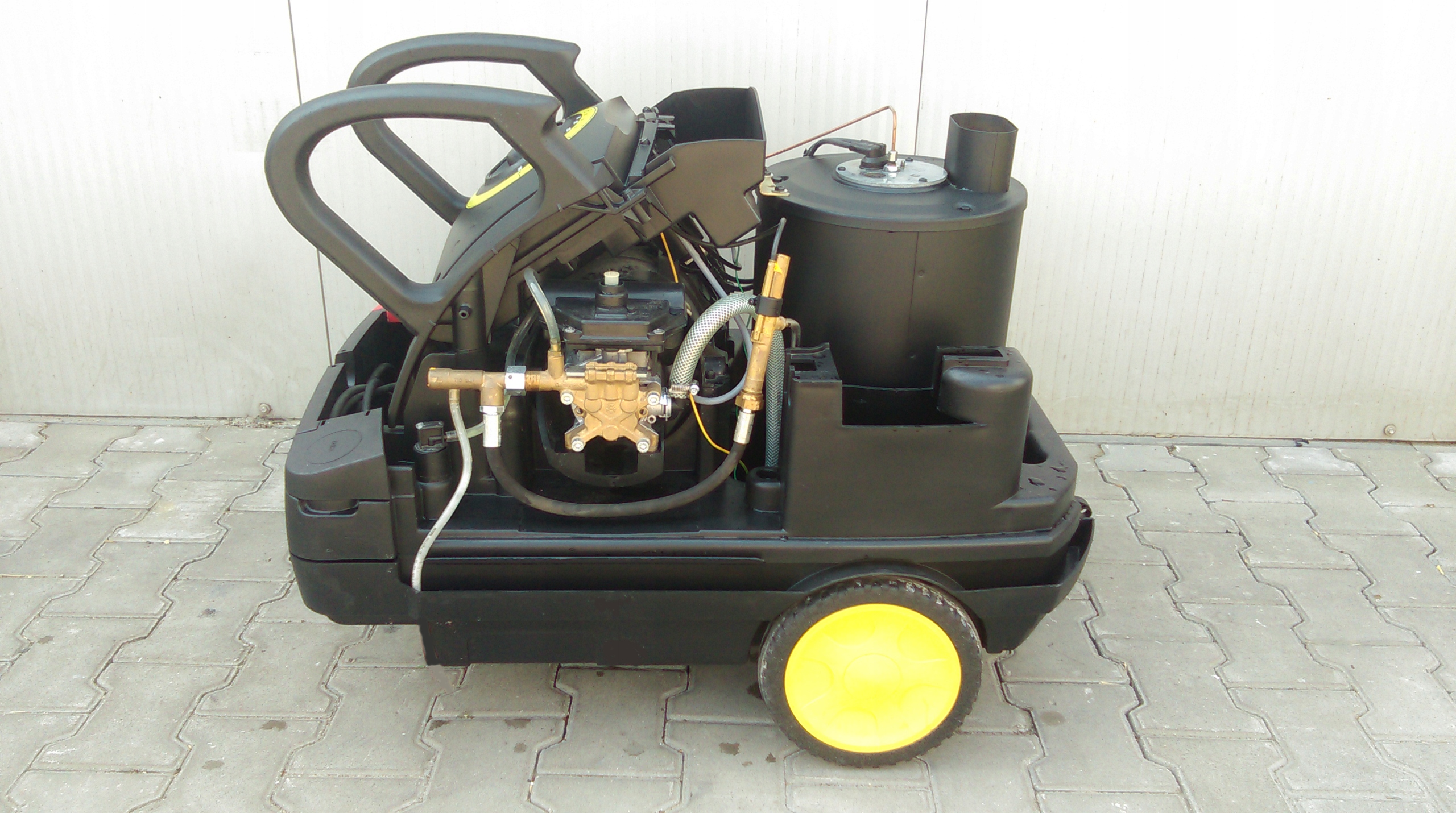 Myjka KARCHER HDS 550 C ECO. NOWA WĘŻOWNICA 230 V - 7509946530 ...