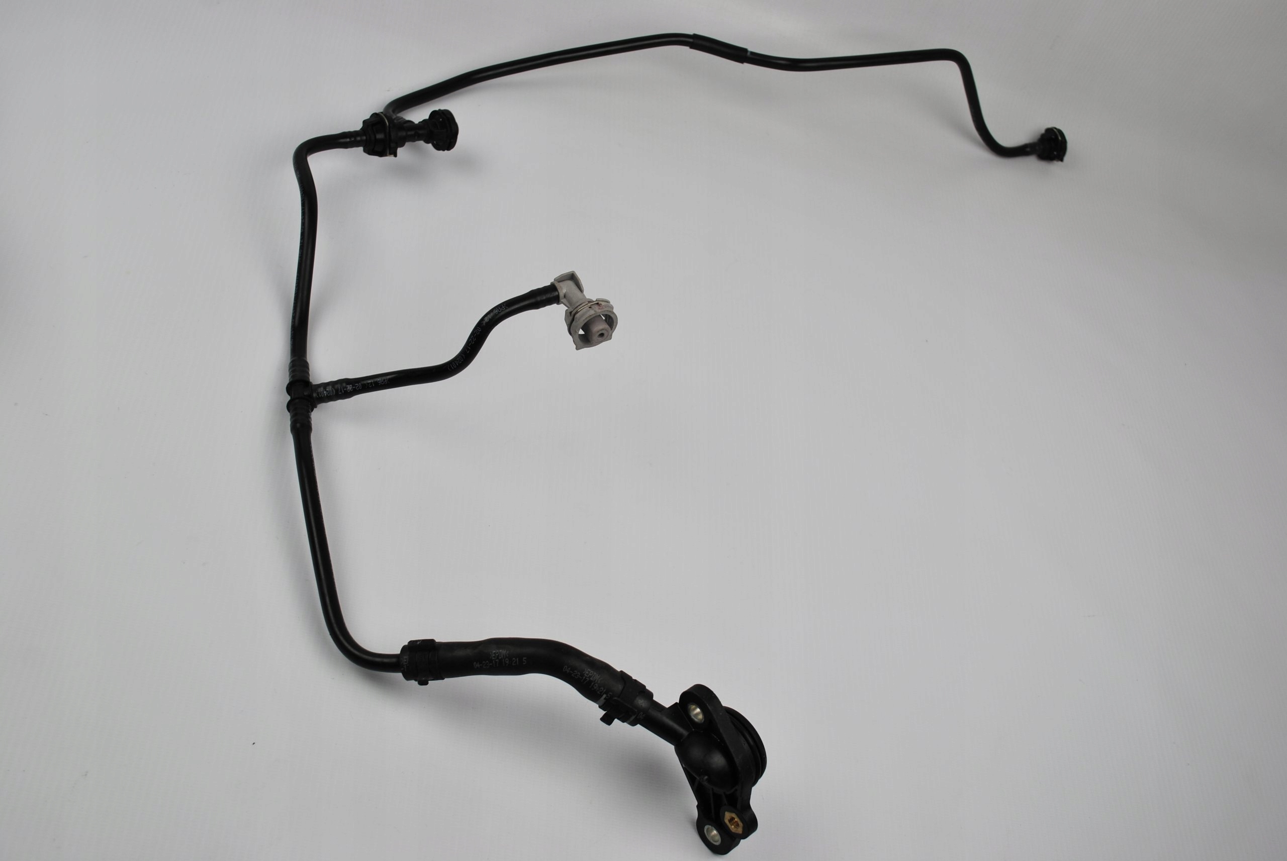 Przewód odpowietrzający A4 A5 Q5 Q7 8W0121081DR - 7350398434 ...