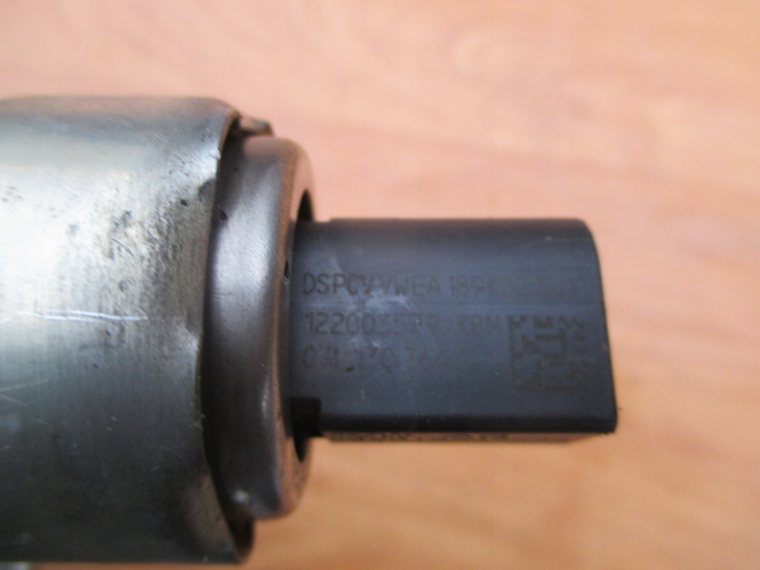 ZAWÓR PALIWA 1.6 TDI 03L130764C 5WS40730 VW SEAT - 7676945280 ...