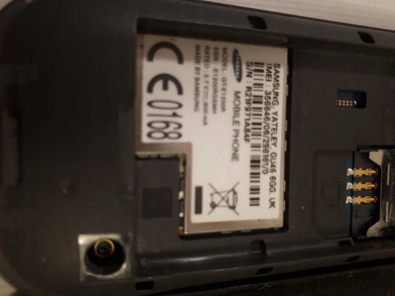 SAMSUNG YATELEY GU46 6GG+ ŁADOWARKA - 7776032547 - oficjalne archiwum ...