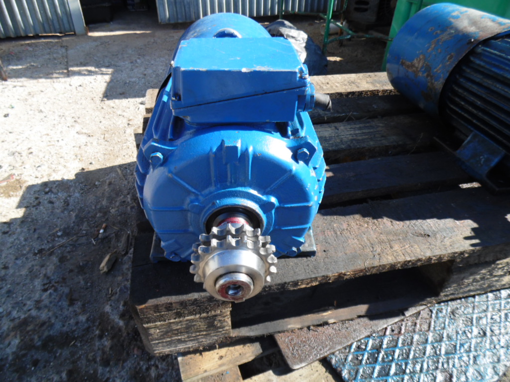 SILNIK ELEKTRYCZNY INDUKTA 7,5 kW 1450 obr/min - 6775411861 - oficjalne archiwum Allegro