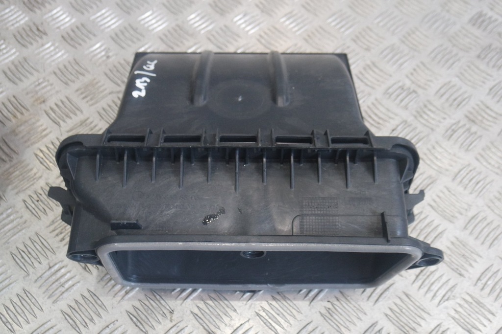 FILTR KABINOWY MERCEDES E W213 A2138308603 - 7181575345 - oficjalne ...