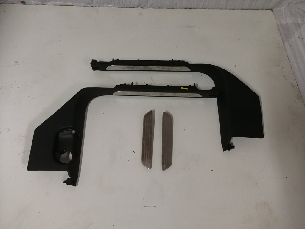 PORSCHE CAYENNE TURBO LISTWA NAKLADKA PROGOWA 7P5 - 7185350034 ...