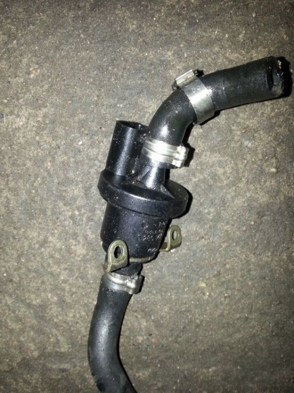 ZAWÓR CZUJNIK CIŚNIENIA PALIWA ALFA ROMEO 156 INNE - 6136966621 ...